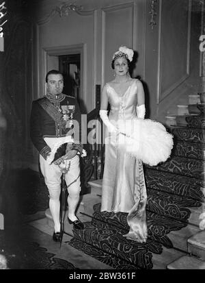 Signor Grandi, the Italian Ambassador, leaving for Buckingham Palace ...