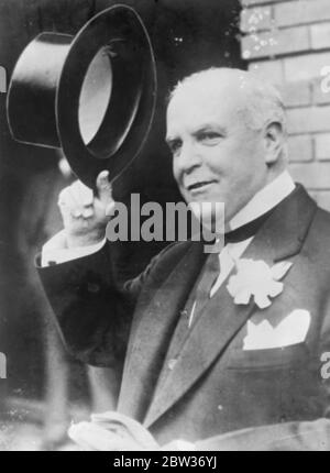 San Jose, California: November 27, 1933. The body of Thomas Thurmond ...