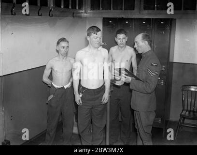 RAF expansion scheme , enlistment of recruits . Following the ...