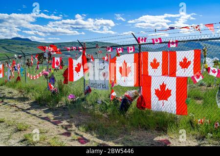 Extensive memorial tribute to Jennifer Casey, killed when Snowbird ...