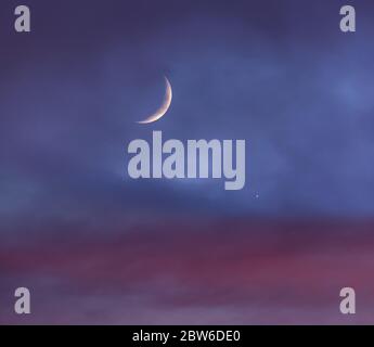 Isolated cloud over black. Design elements Stock Photo - Alamy