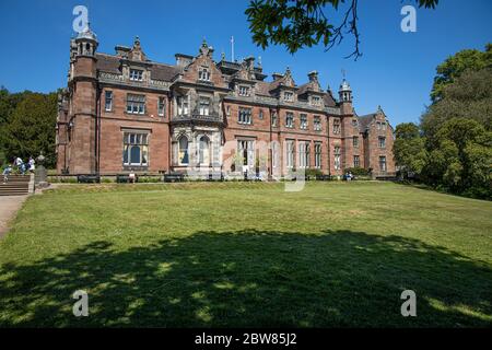 A country walk including the grounds of Keele Hall within Keele ...