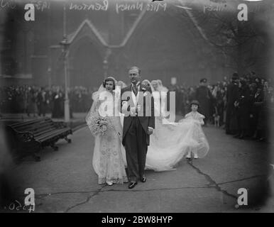 Wedding of Sir Hugh Smiley and Miss Nancy Beaton at St Margaret 's ...