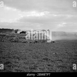 Rubbish dump at Ruxley Corner , Kent . 10 October 1936 Stock Photo - Alamy