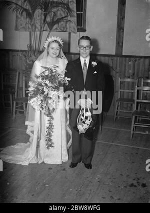 The wedding of Ronald Smallwood and Vera Mason . The wedding party . 10 ...