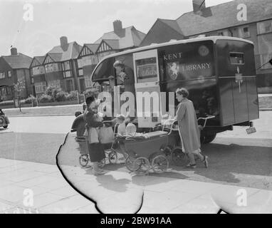 Visiting the Kent County mobile library . 1939 Stock Photo - Alamy