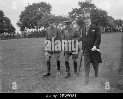 The Mayor of London , Sir Frank Bowater , and his son , Captain Ian ...