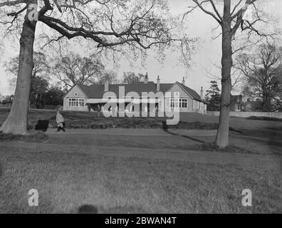 Edgware golf club Stock Photo - Alamy