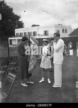 Left to right: Mrs. W. Watson, Miss Lavena[?] Dock, Miss Catherine ...