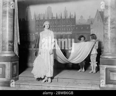 THE PRISONER OF ZENDA (revival) 1923 FAY COMPTON as Princess Flavia ...