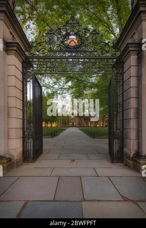 Princeton University Main Entrance Gate - View to the iron gates and ...
