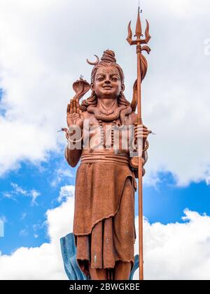 Mangal Mahadev, Shiva Statue at the entrance to the Ganga Talao Temple ...