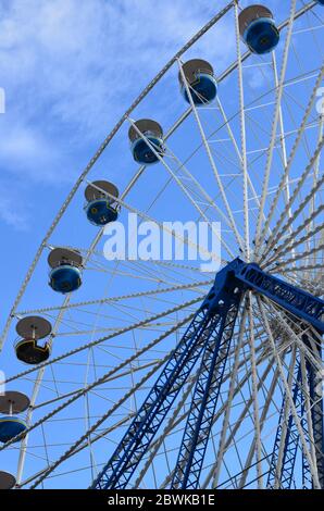 Ferris wheel in Kassel, Germany Stock Photo - Alamy