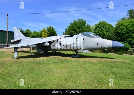 Scrap sea Harriers in Charlwood, Surrey Stock Photo - Alamy
