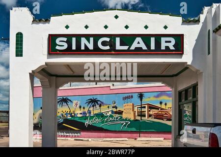 Historic Route 77, mural by John Aretakis, Mural Art Walk in Harlingen ...
