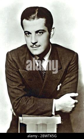 RAMON NOVARRO (1899-1968) Mexican film actor in the title role of Ben ...