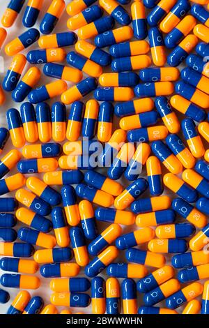 Omeprazole 20mg gastro resistant capsules medication pack of pills. Box ...