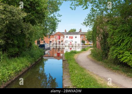 The Swan grade 2 listed pub at Fradley Junction in Staffordshire Stock ...
