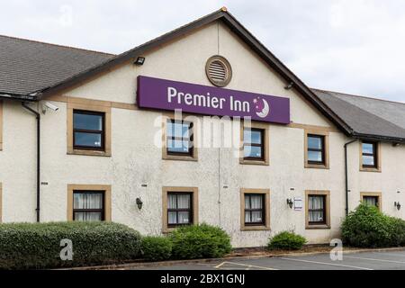 Premier Travel Inn Sign/Logo Stock Photo - Alamy