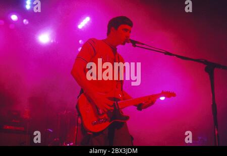 BLUR: in concert 1998 Stock Photo - Alamy