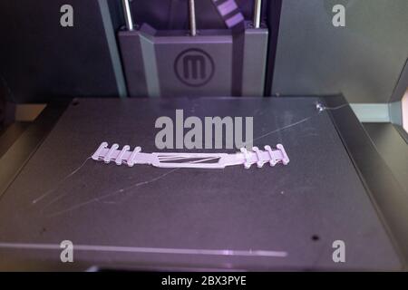 Makerbot Replicator+ 3D printer printing a mask tensioner, San Ramon ...