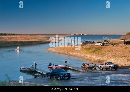 Motorboats at Falcon Lake, artificial reservoir on Rio Grande, Falcon ...
