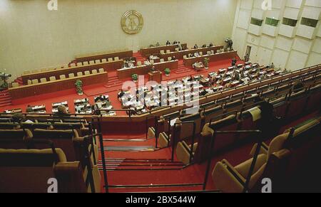 Berlin / Government quarter / GDR / 1990 The GDR parliament, the ...