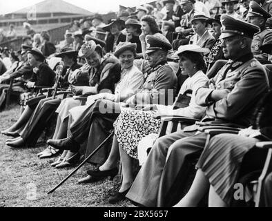 Walther von Brauchitsch in the officers' school in Doeberitz, 1939 ...