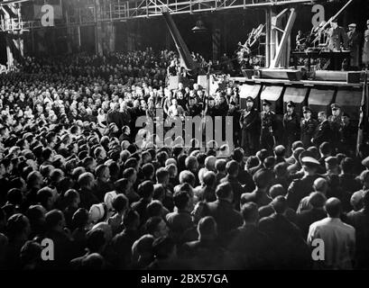 Adolf Hitler and Robert Ley, 1940 Stock Photo - Alamy