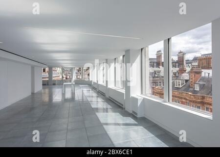 Interior of the main commercial tower block of The Economist Building ...