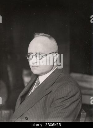 Hitler Heinrich Hoffmann Photographs 1933 Adolf Hitler's official ...
