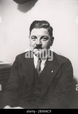 Julius Schreck - companion of Hitler Heinrich Hoffmann Photographs 1933 ...