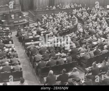 Parliamentary session (Reichstag faction of the NSDAP). Heinrich ...