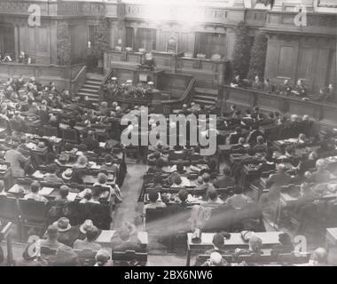 Parliamentary session (Reichstag faction of the NSDAP). Heinrich ...