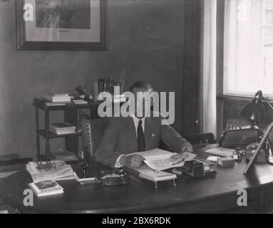 Heinrich Hoffmann Photographs Heinrich Hoffmann Photographs 1933 Adolf ...
