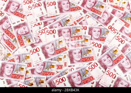 Scattered 500 SEK Swedish Krona notes Stock Photo - Alamy