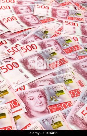Scattered 500 SEK Swedish Krona notes Stock Photo - Alamy