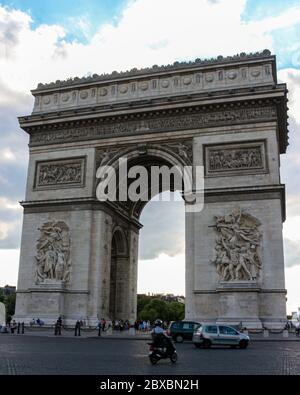 Triumphal arch, Paris: A list of French victories is engraved under the ...
