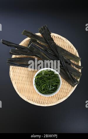 Chopped Sea Tangle Stock Photo - Alamy
