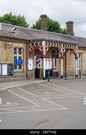 Rickmansworth London underground and Chiltern railway station ...