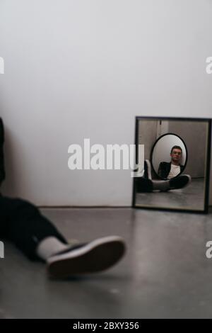 Modern Art modeling session Stock Photo - Alamy