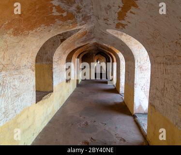 INSIDE BARA IMAMBARA, LUCKNOW, INDIA Stock Photo - Alamy