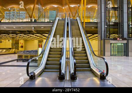 Double entrance to an elevator (lift Stock Photo - Alamy
