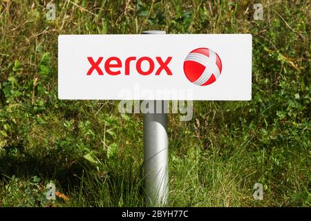 Xerox sign on a wall Stock Photo - Alamy