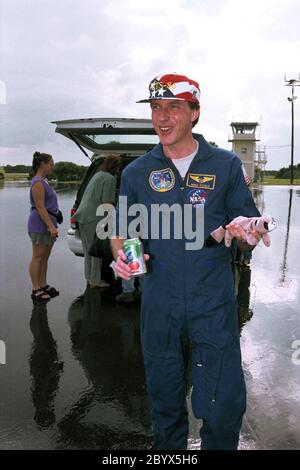 (1997) --- Astronaut C. Michael Foale, mission specialist/cosmonaut ...