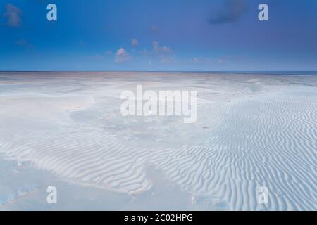 wavy sand texture Stock Photo - Alamy
