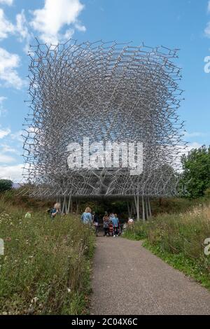 Royal Botanic Gardens Kew. The Hive by Wolfgang Buttress, a structure ...