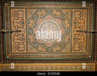 The neo-Mamluk Bank Misr building build by the architect Antonio ...