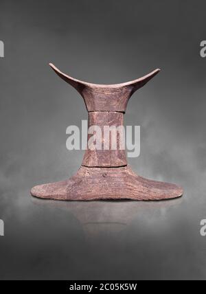 Ancient Egyptian head rest for sleeping on, type 1 . Egyptian Museum ...