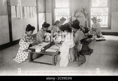 [ 1910s Japan - Japanese Students Studying Anatomy ] — Doctors-to-be ...